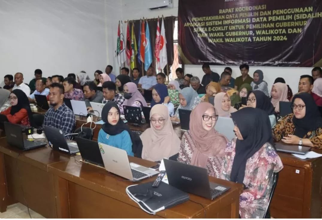 KPU Gelar Rakor Pemutakhiran Data Pemilih dan Penggunaan Aplikasi ... KPU Gelar Rakor Pemutakhiran Data Pemilih dan Penggunaan Aplikasi ...